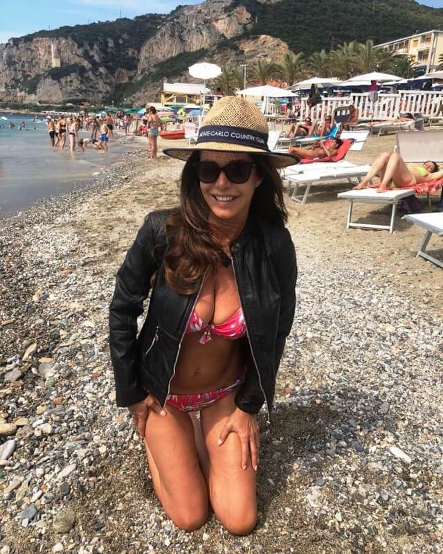 EMANUELA FOLLIERO sexy raccolta foto thread - DaiDeGas Forum
