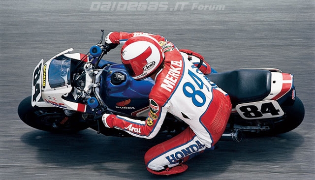 FRED MERKEL raccolta foto thread - DaiDeGas Forum