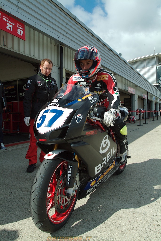 LORENZO LANZI raccolta foto thread - DaiDeGas Forum