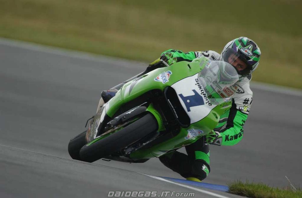 ANDREW PITT raccolta foto thread - DaiDeGas Forum