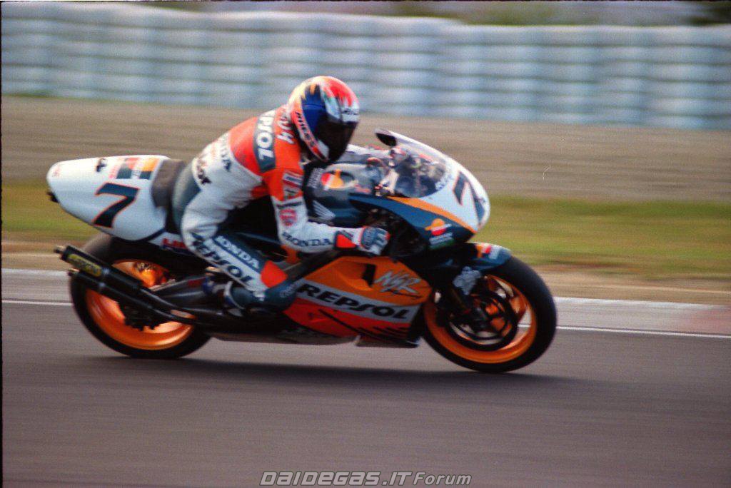 TADAYUKI OKADA raccolta foto thread - DaiDeGas Forum