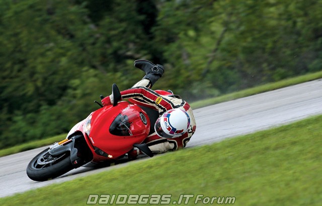 DUCATI CRASH raccolta foto e video - DaiDeGas Forum