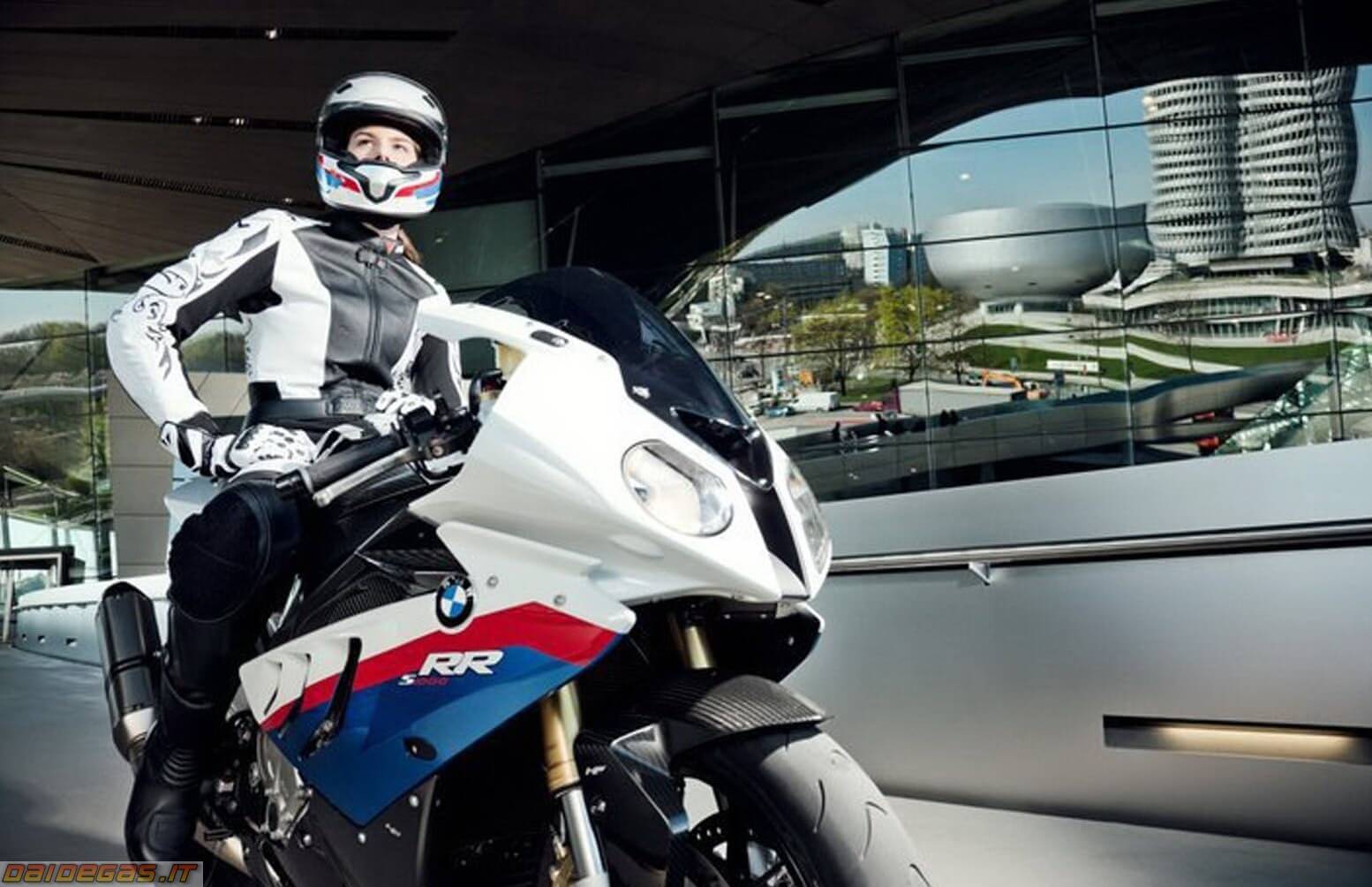 BMW & girls... - DaiDeGas Forum