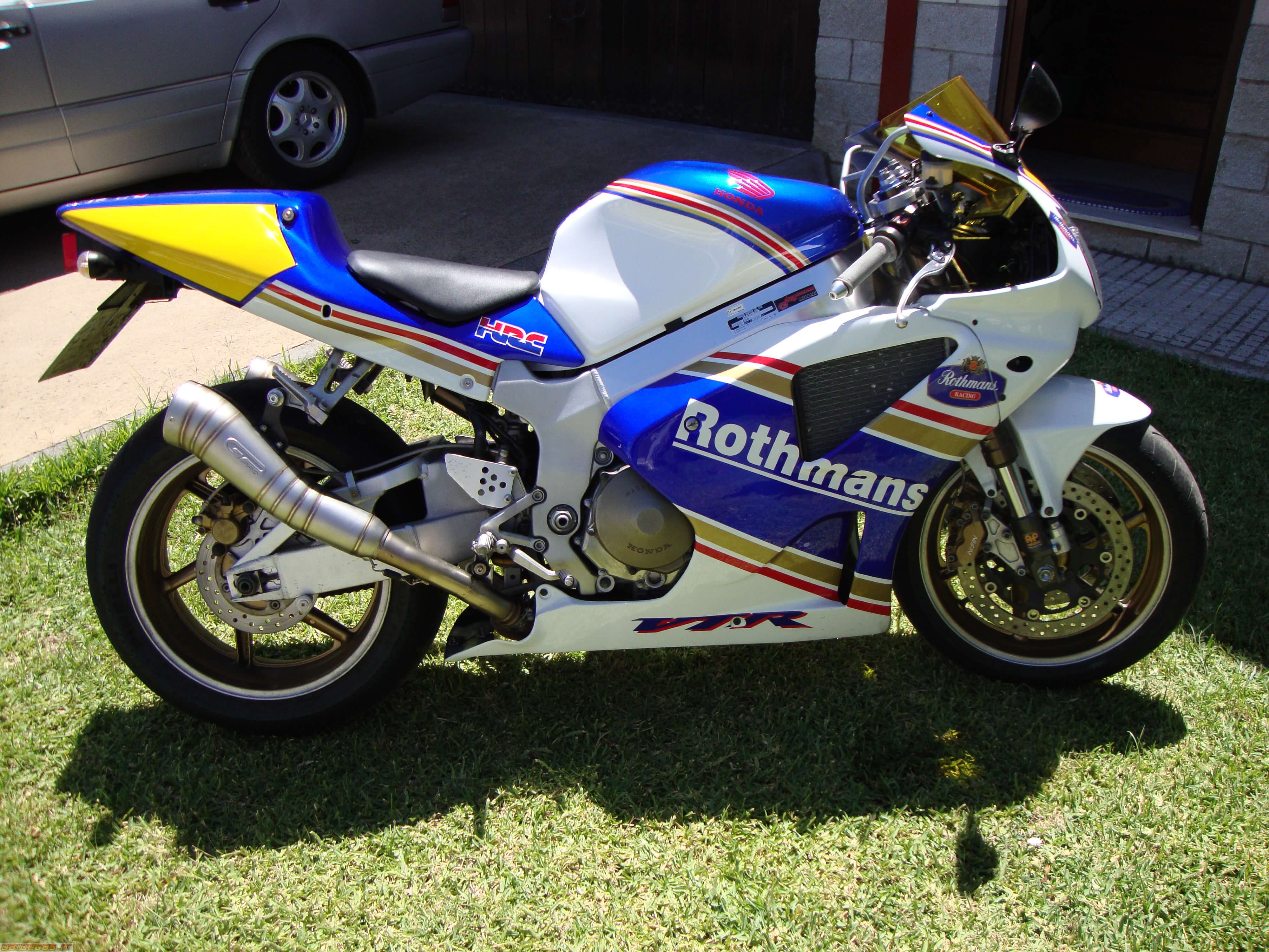 HONDA VTR SP1 SP2 scarichi aftermarket e particolari - DaiDeGas Forum