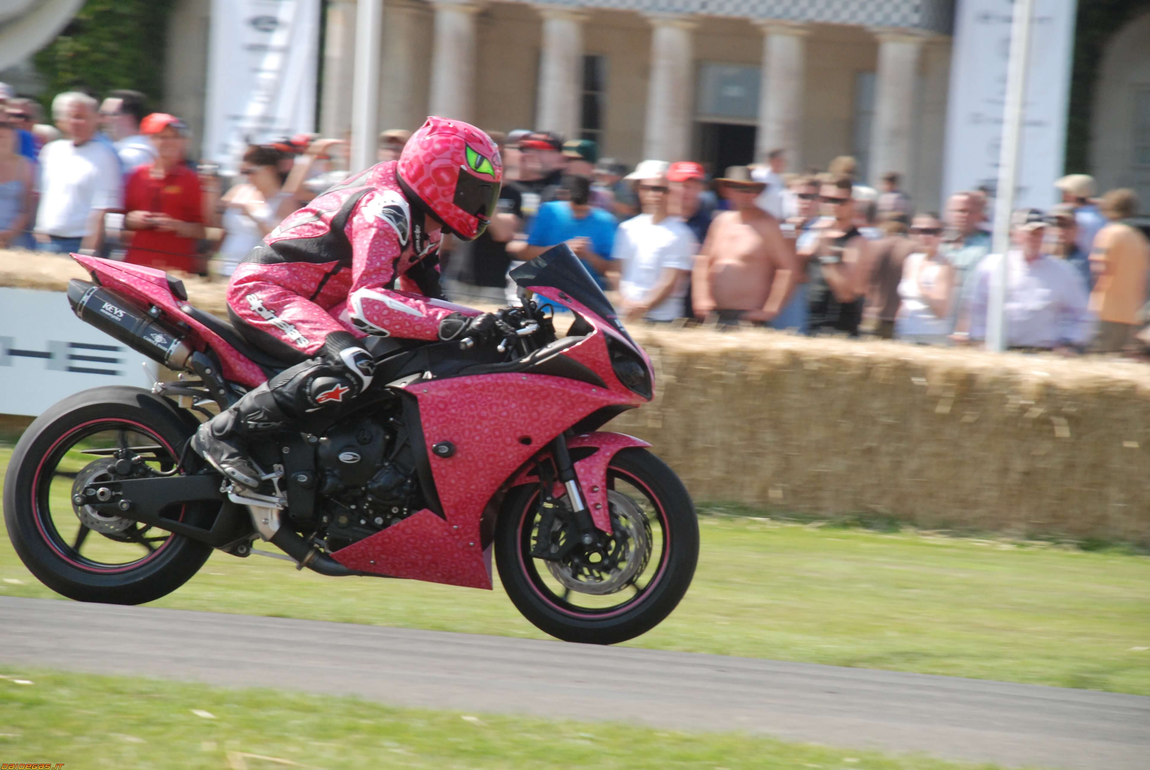 Colorazioni PARTICOLARI o REPLICA Yamaha R1 R6 - DaiDeGas Forum