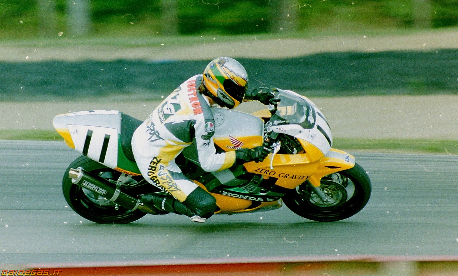 BEN BOSTROM foto gallery thread - DaiDeGas Forum