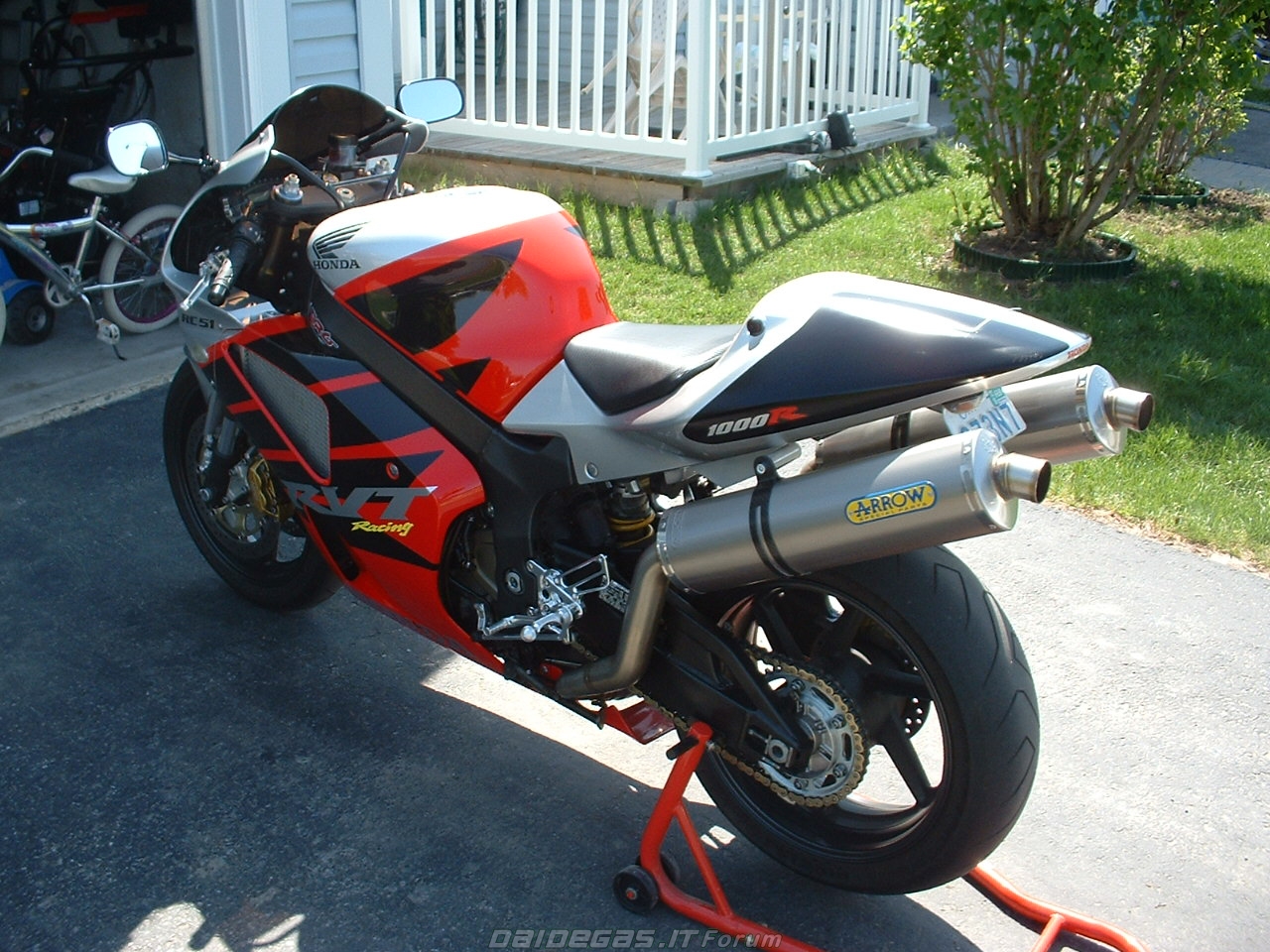 HONDA VTR SP1 SP2 scarichi aftermarket e particolari - DaiDeGas Forum