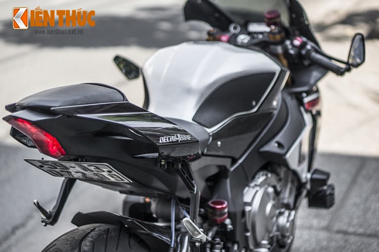 2015 Yamaha R1 R1M colorazioni particolari - DaiDeGas Forum