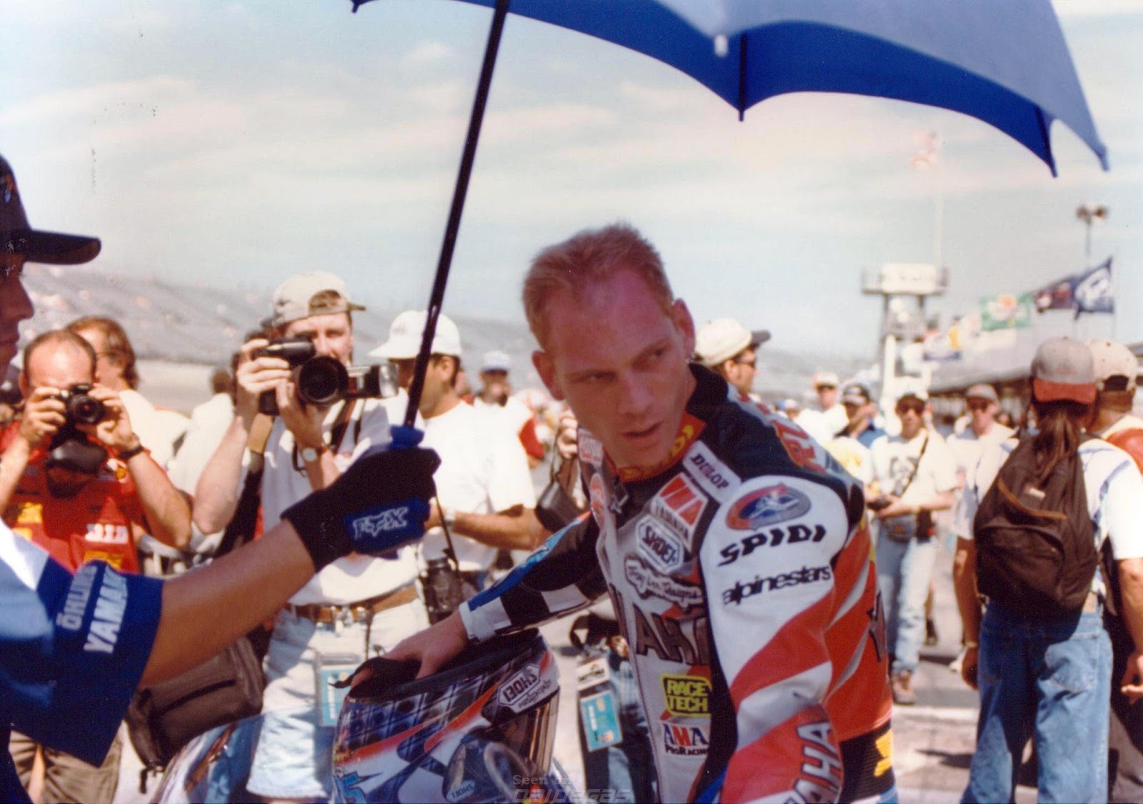 SCOTT RUSSELL foto gallery raccolta thread - DaiDeGas Forum