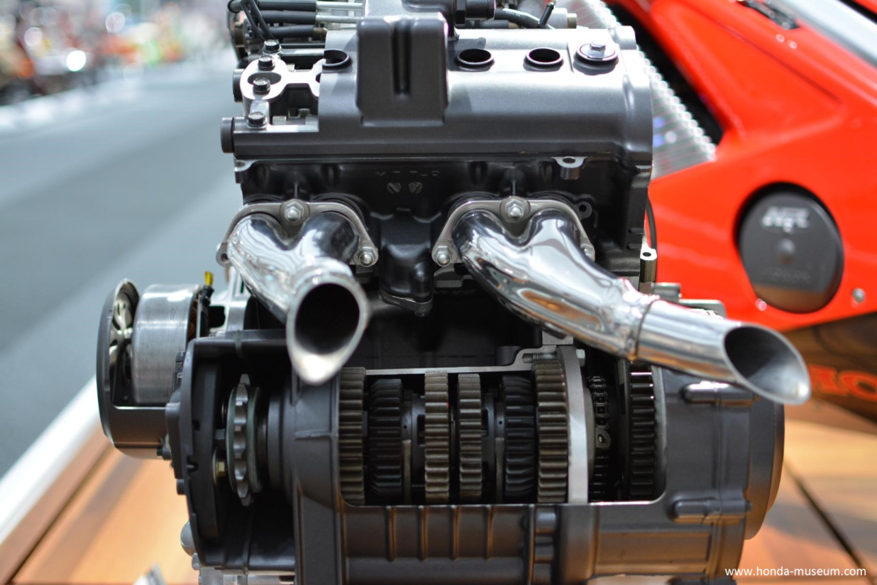 Honda NR750 thread - DaiDeGas Forum