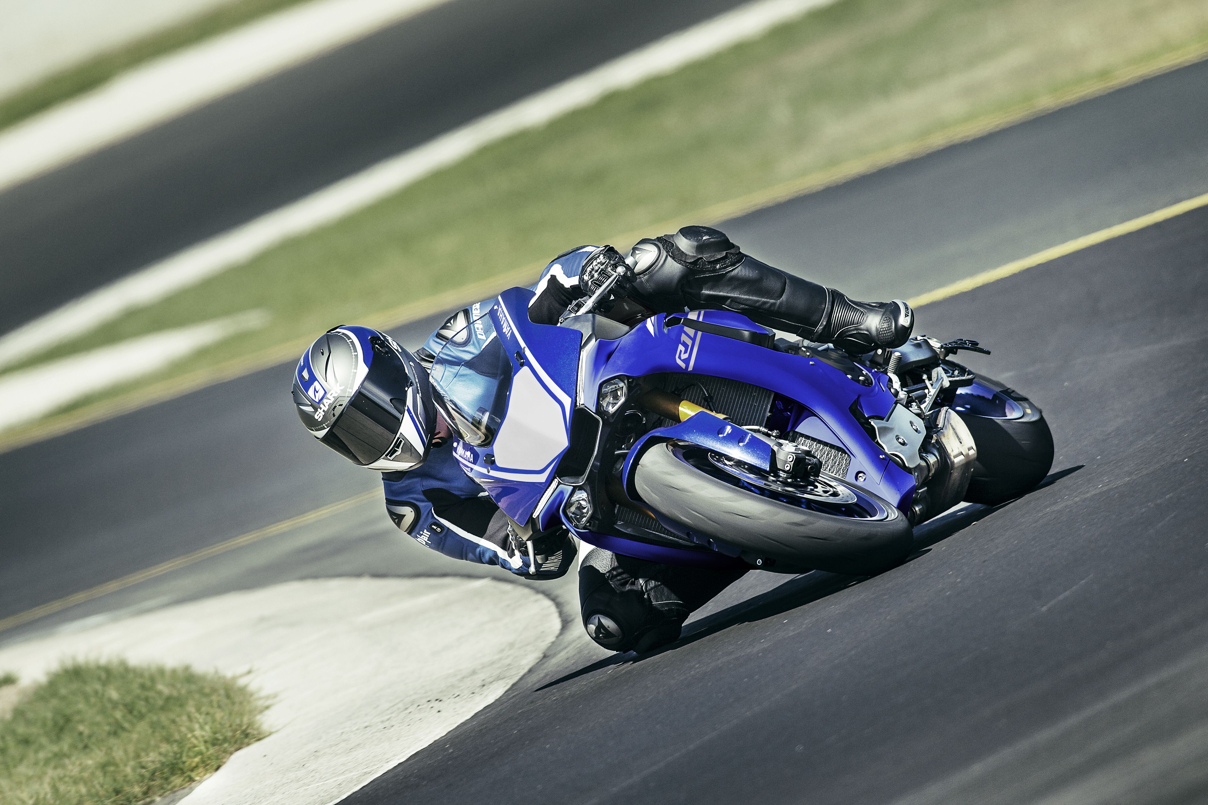 2017 YZF-R1 Released Today | Yamaha R1 Forum: YZF-R1 Forums