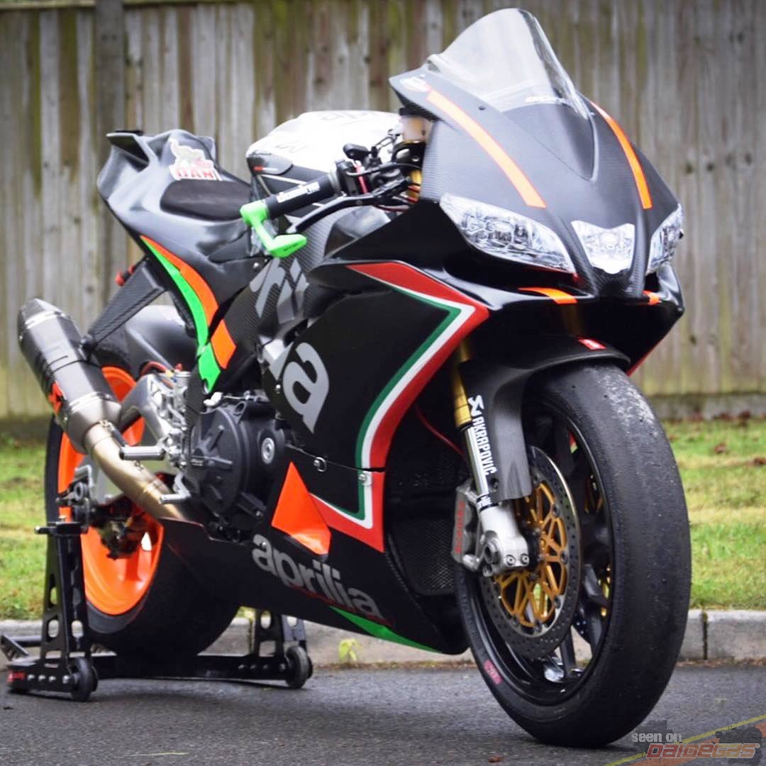 Grafiche originali e particolari Aprilia RSV RSV4 Tuono - DaiDeGas Forum