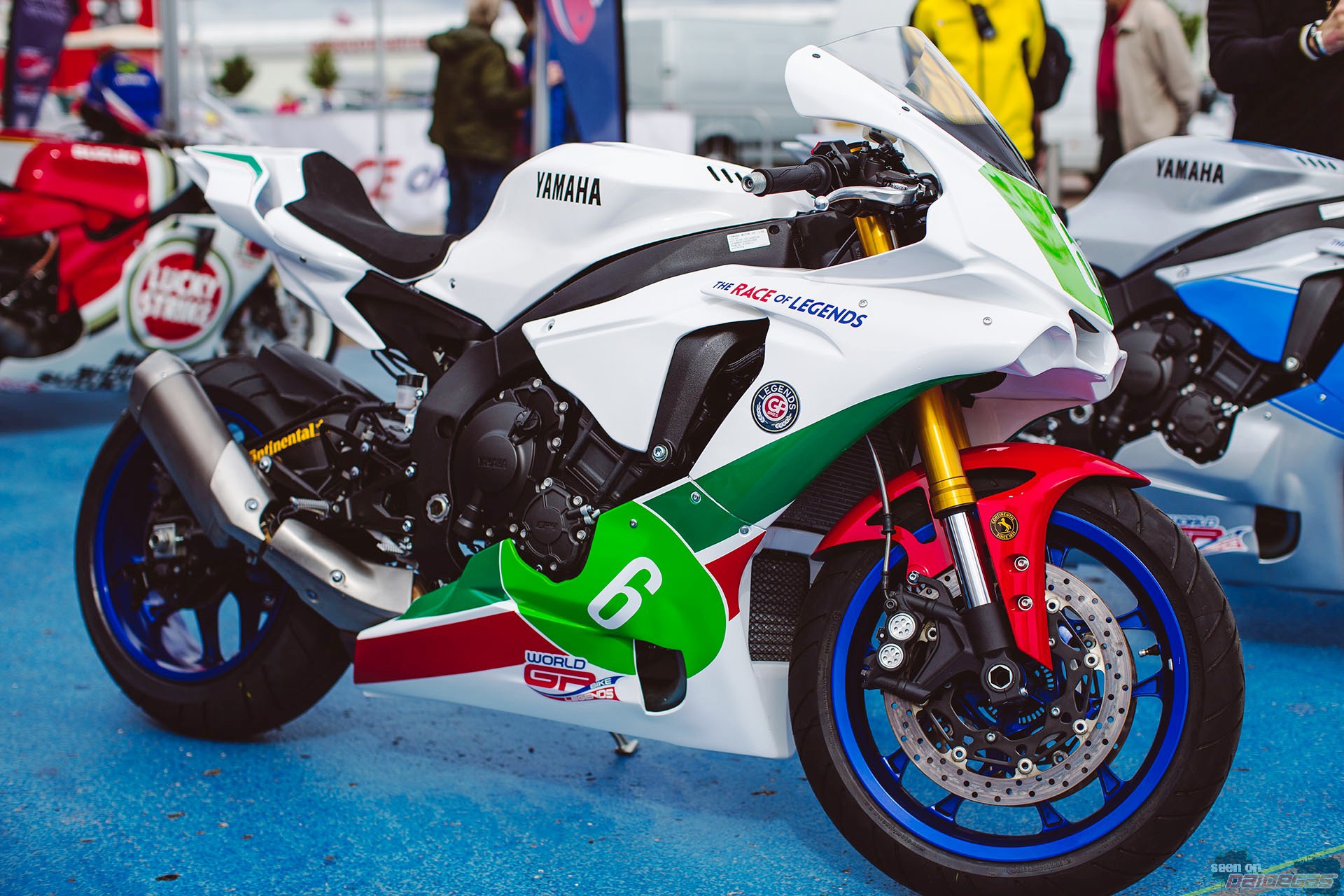 2015 Yamaha R1 R1M colorazioni particolari - DaiDeGas Forum