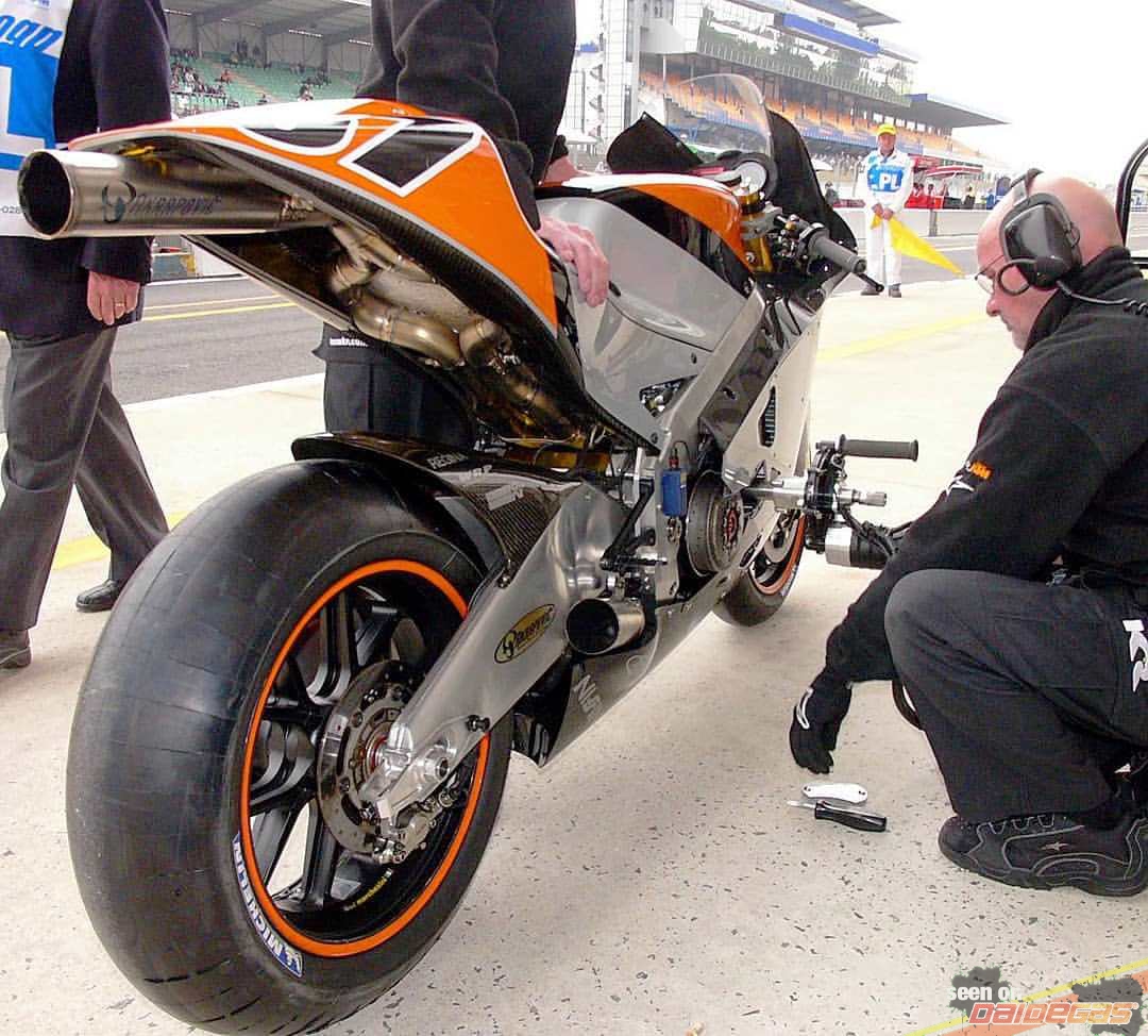 Le MotoGP raccolta foto gallery - DaiDeGas Forum