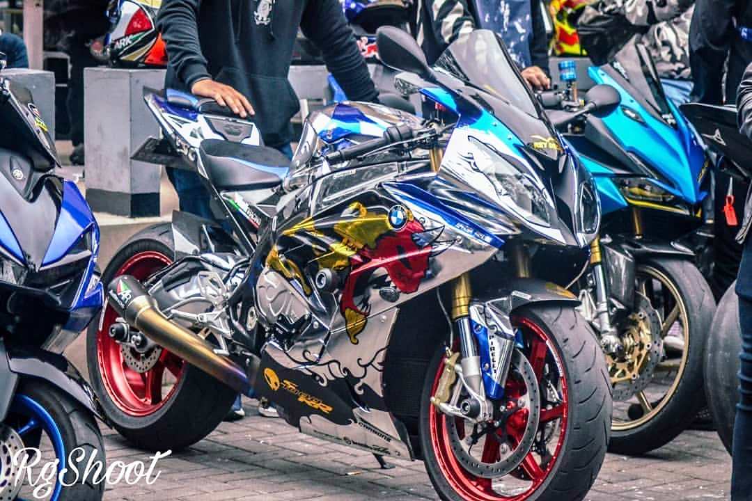 BMW S1000RR colorazioni particolari - DaiDeGas Forum