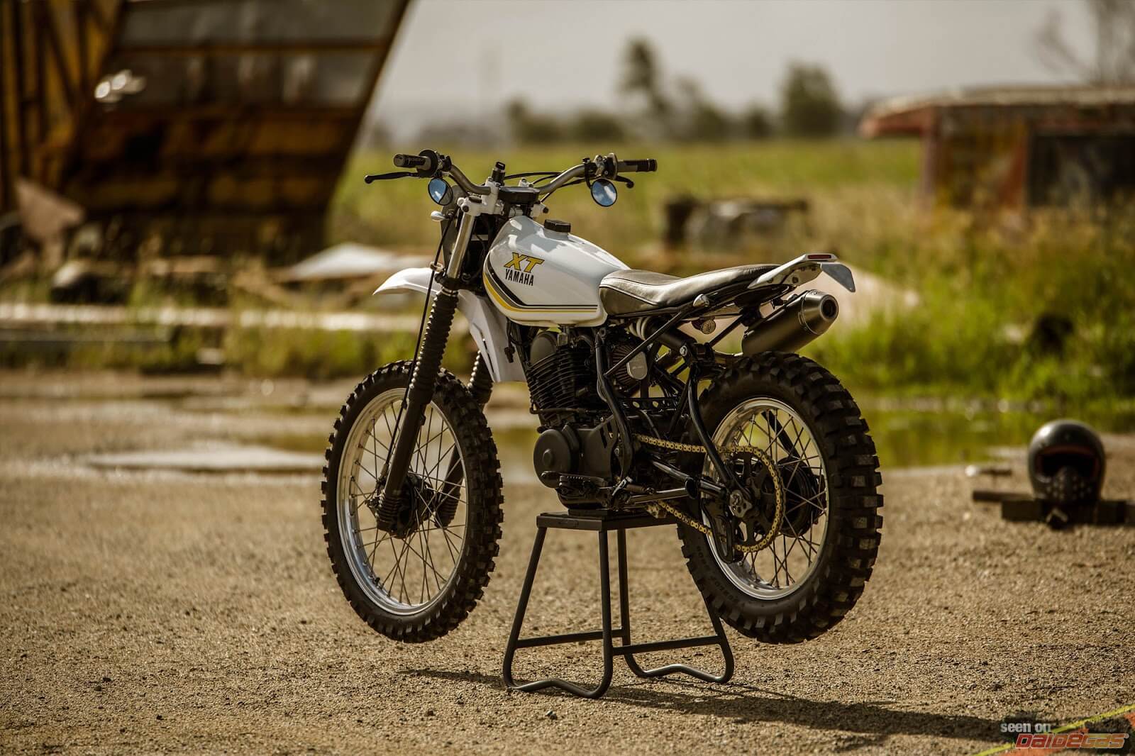 Yamaha XT250 by Purpose Built Moto - DaiDeGas Forum