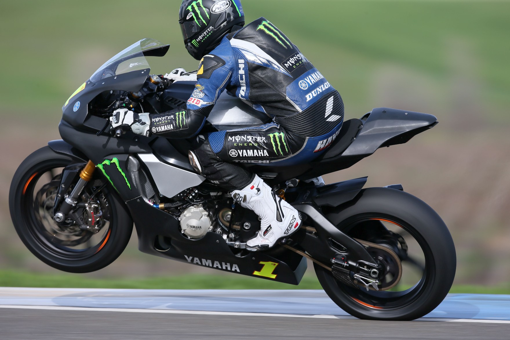 AMA SBK Yamaha R1M 2015 by Graves - DaiDeGas Forum