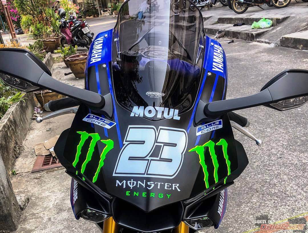 2015 Yamaha R1 R1M colorazioni particolari - DaiDeGas Forum