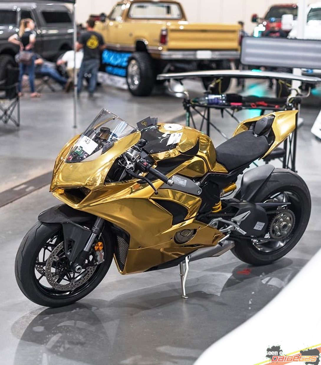 PANIGALE V4 colorazioni particolari - DaiDeGas Forum