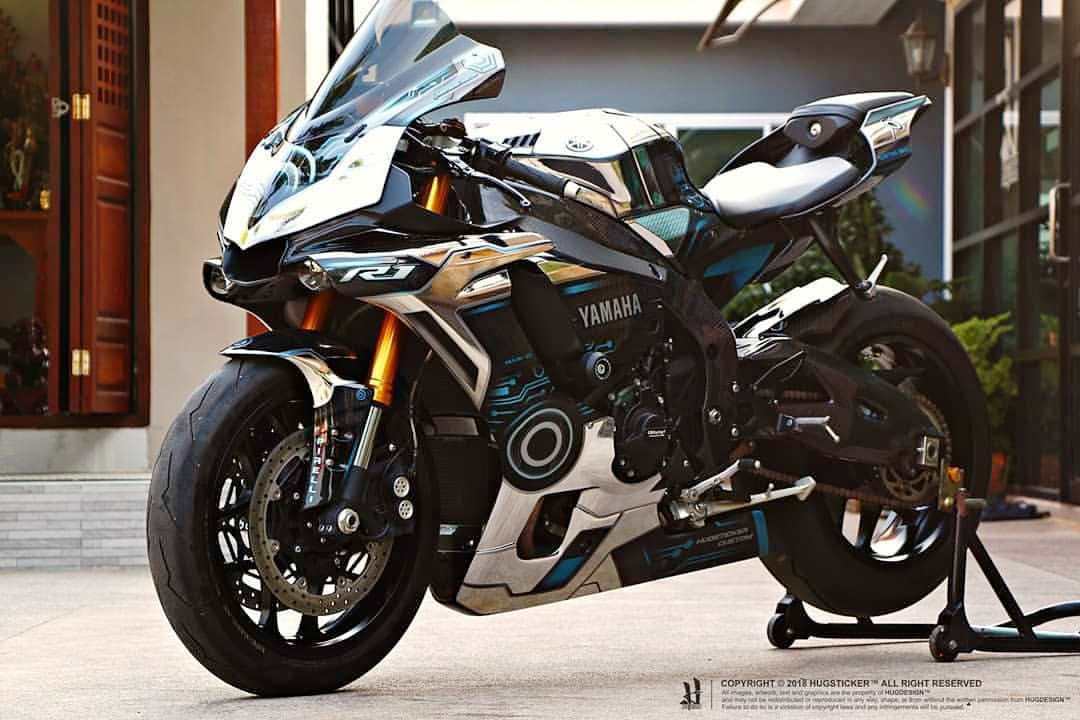 2015 Yamaha R1 R1M colorazioni particolari - DaiDeGas Forum