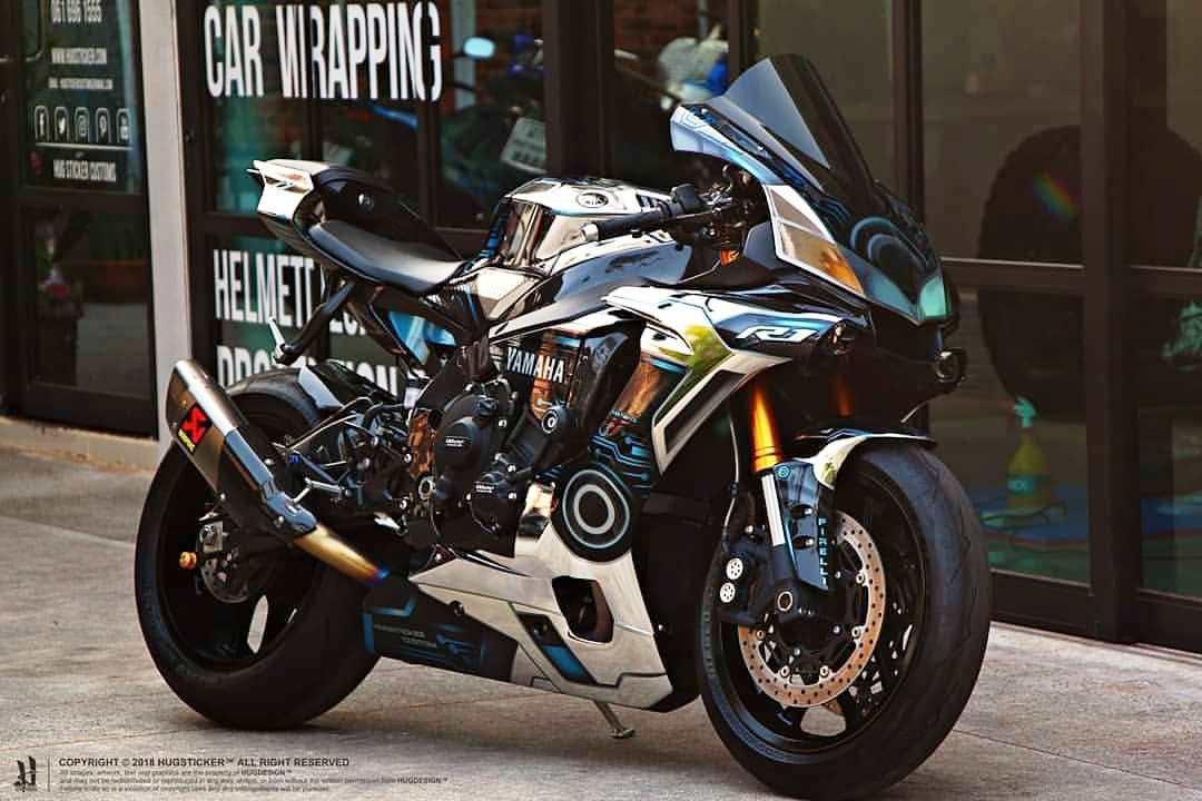 2015 Yamaha R1 R1M colorazioni particolari - DaiDeGas Forum