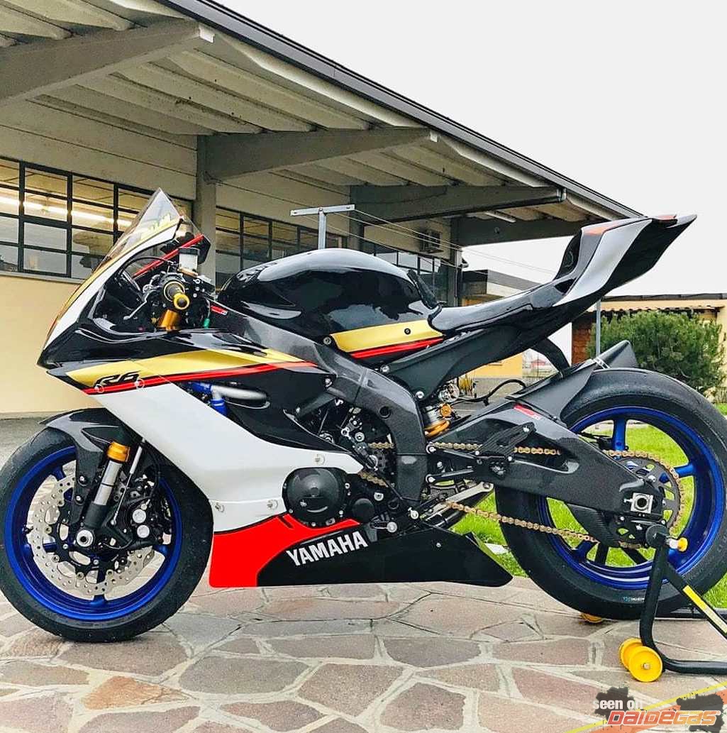 Colorazioni PARTICOLARI o REPLICA Yamaha R1 R6 - DaiDeGas Forum