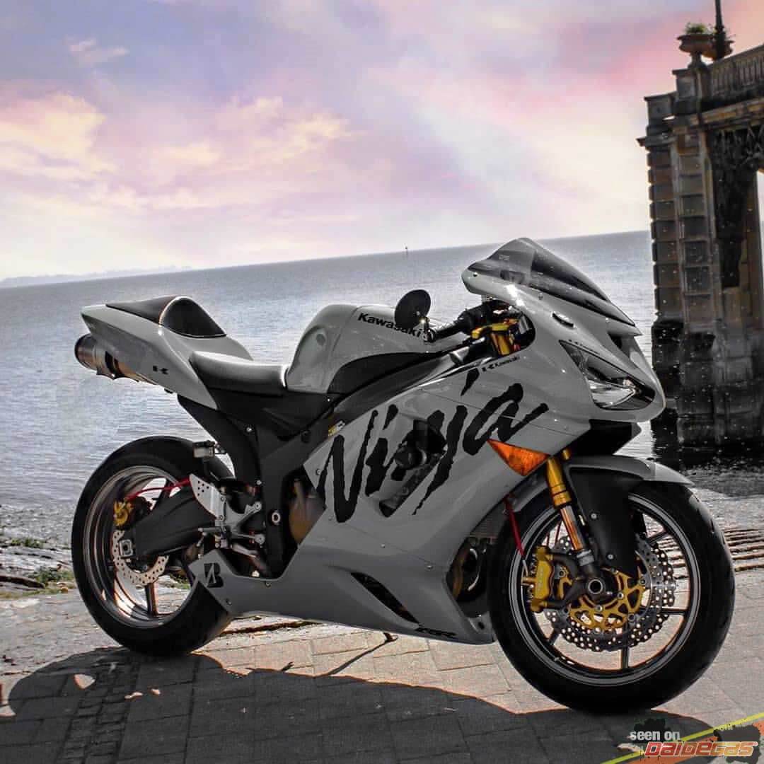 Colorazioni PARTICOLARI o REPLICA Kawasaki ZX6R ZX7R ZX10R ZX12R ...